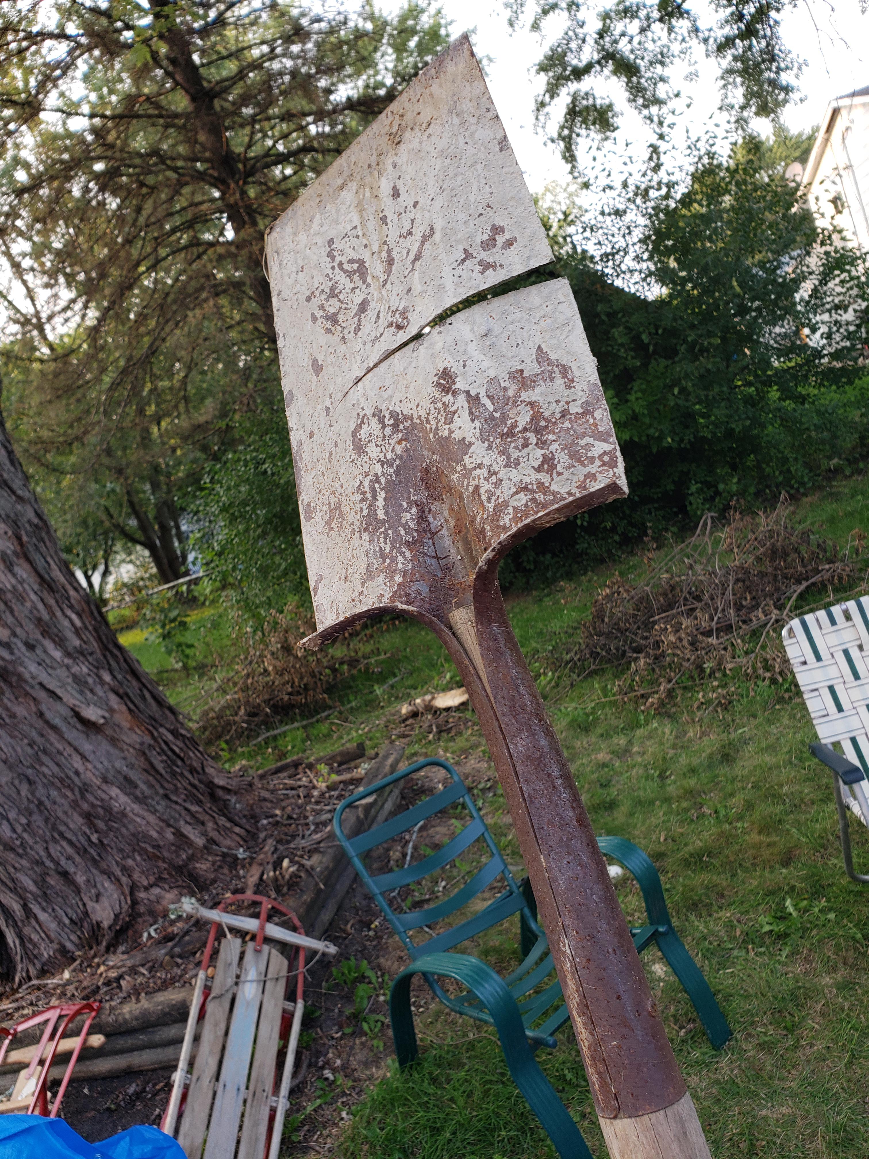 This old shovel finally gave up the ghost. | Scrolller