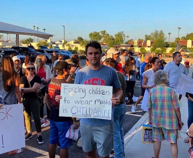 This POS thinks wearing masks is child abuse | Scrolller