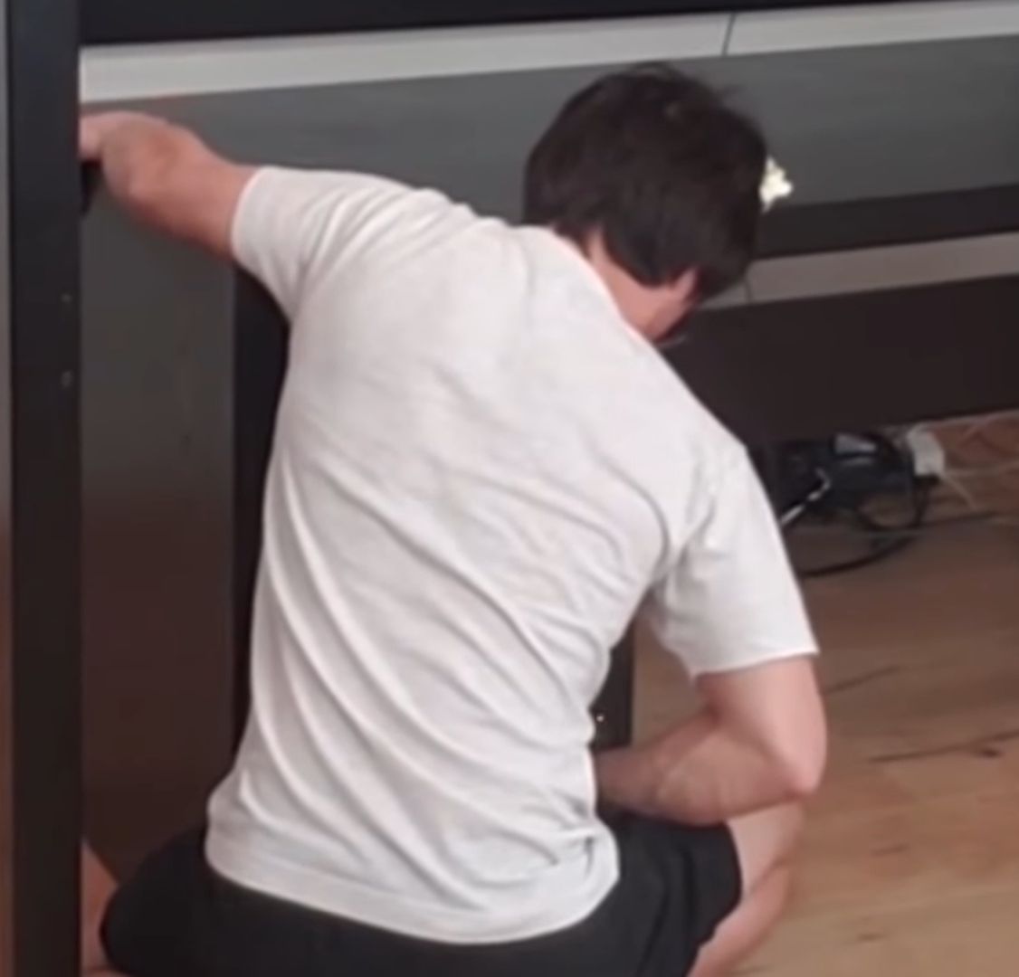 This, this is the alpha goblin pose | Scrolller