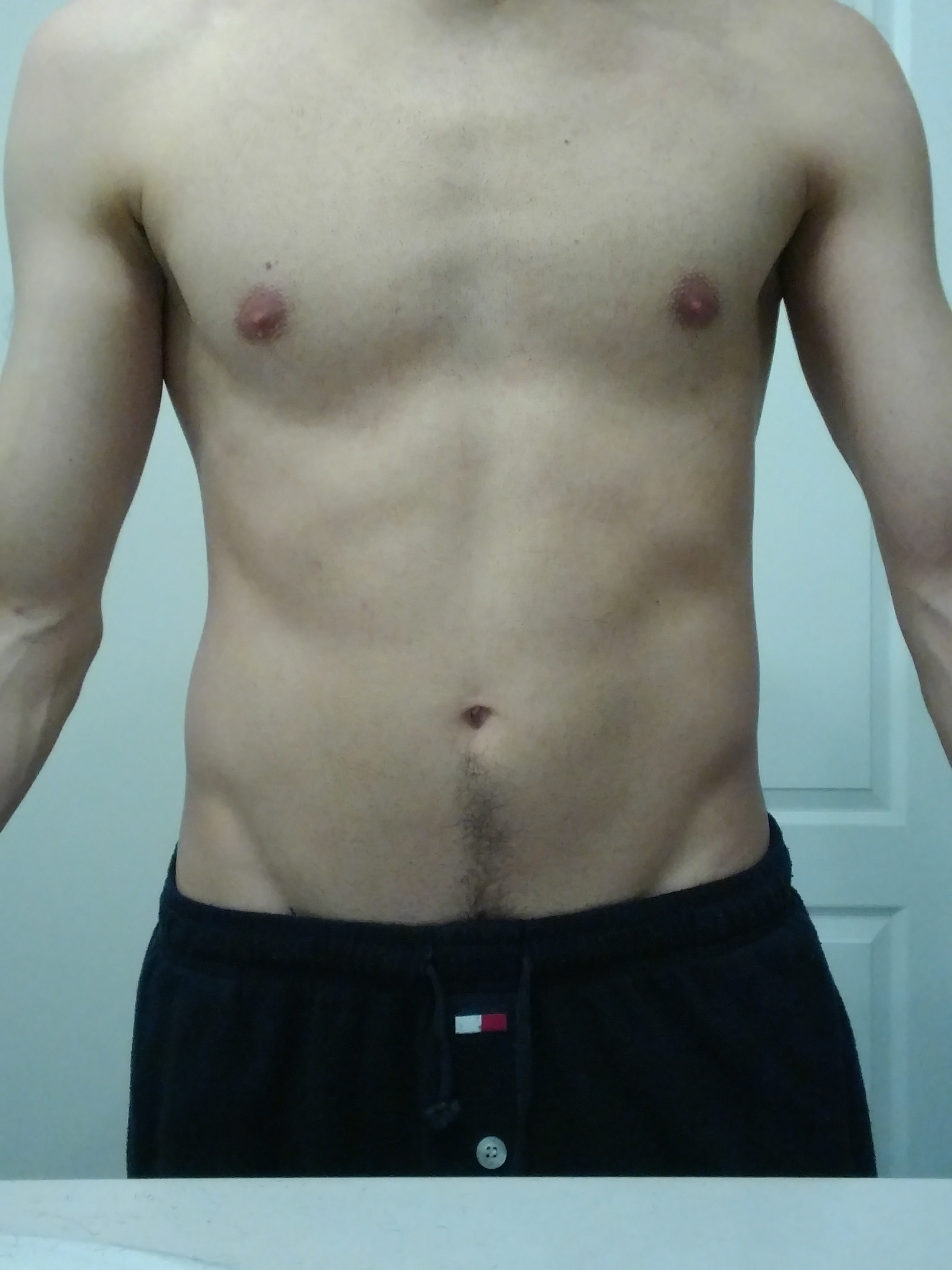 This Toronto trimmed chest | Scrolller