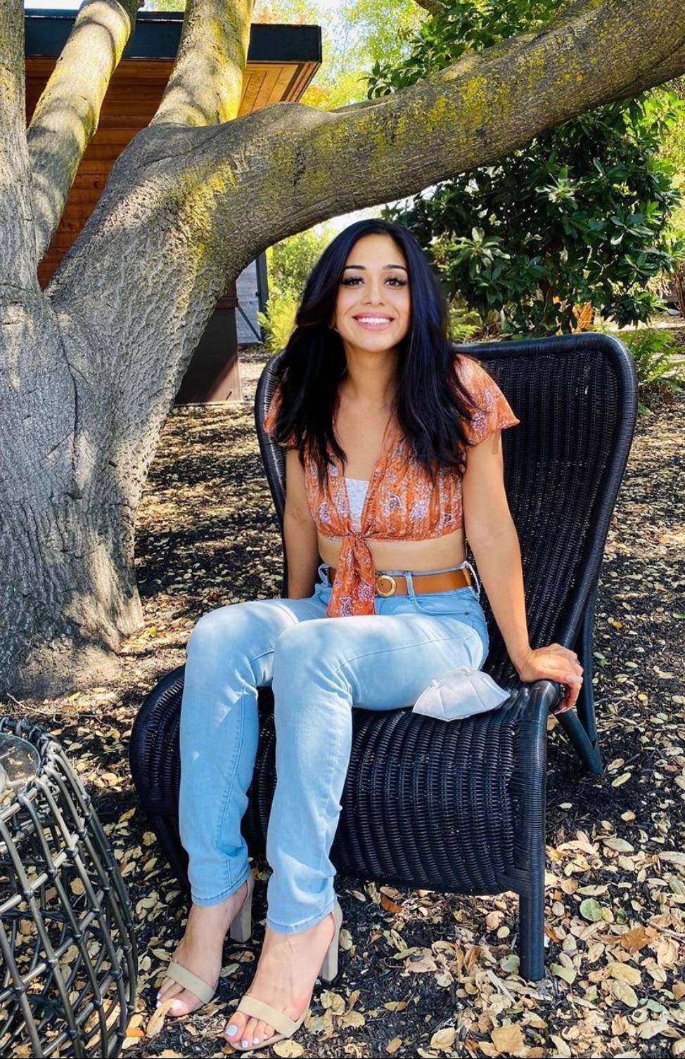 Her feet 😍 | Scrolller