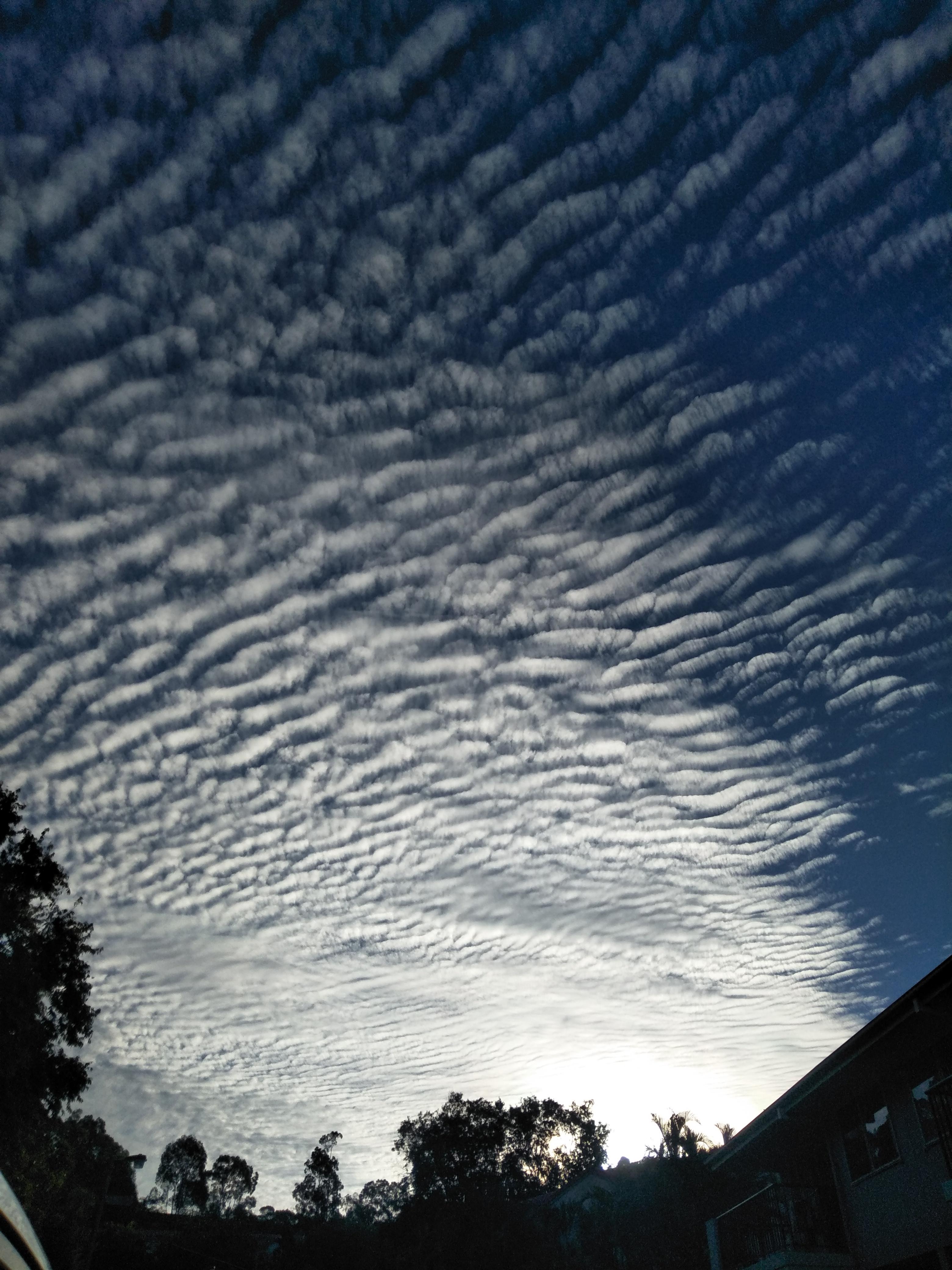 thought these clouds were pretty odd | Scrolller