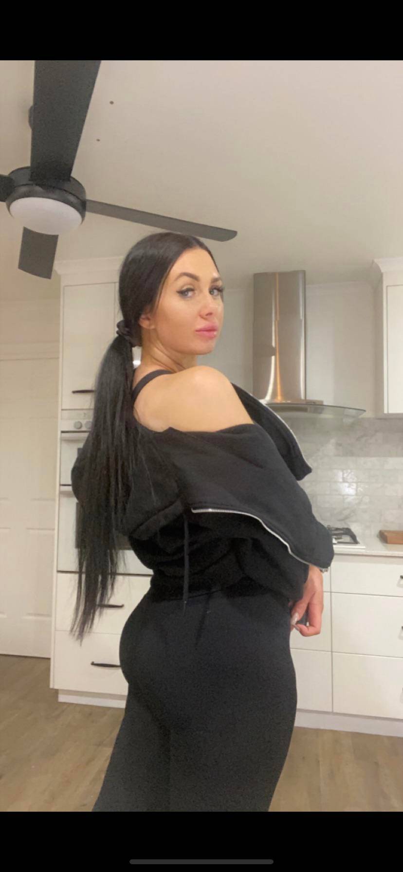 Throw back to my bikini comp days 🥰 | Scrolller