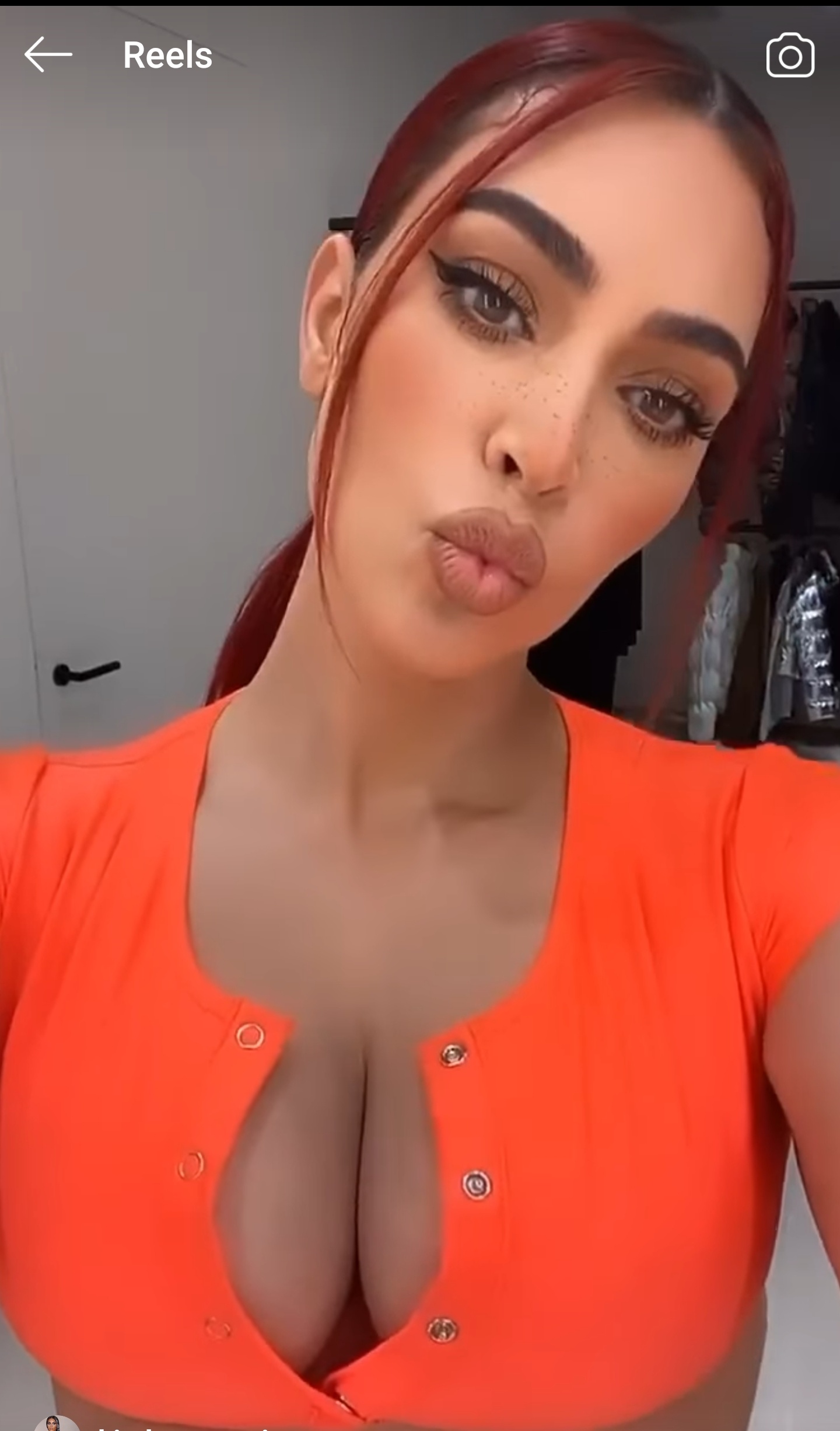 Throwback to when she let them thangs hang | Scrolller