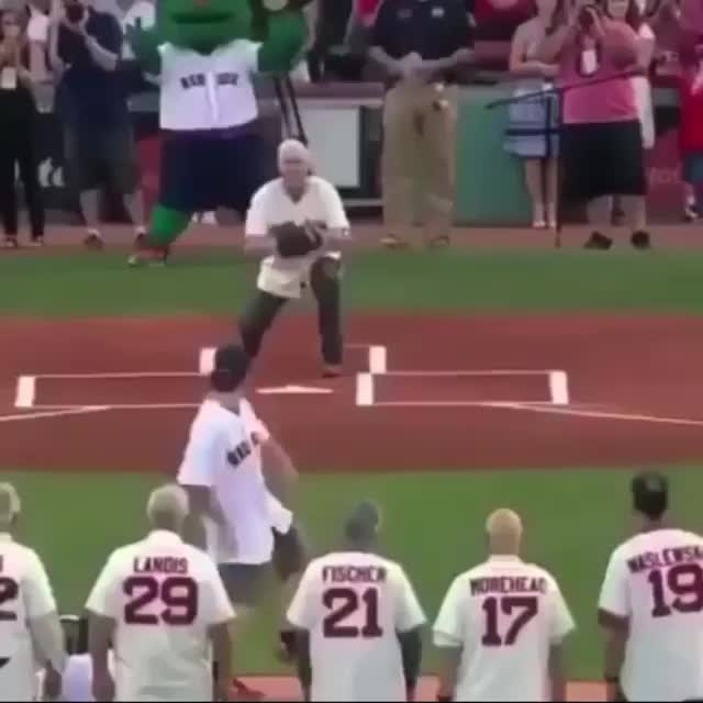 Throwing the first pitch | Scrolller