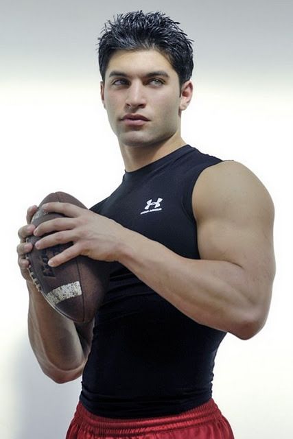 Tight black Underarmour shirt | Scrolller