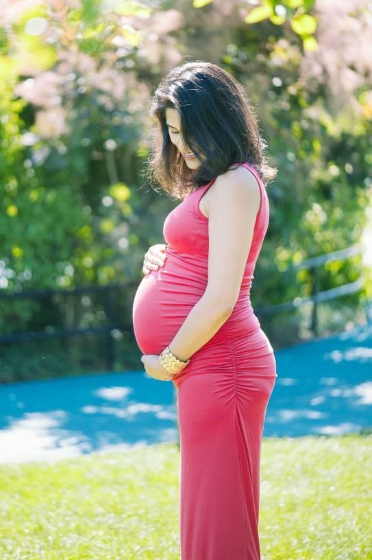 Tight dress hugging all her curves | Scrolller