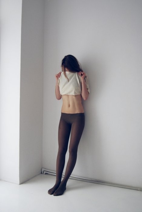 tights peaking | Scrolller