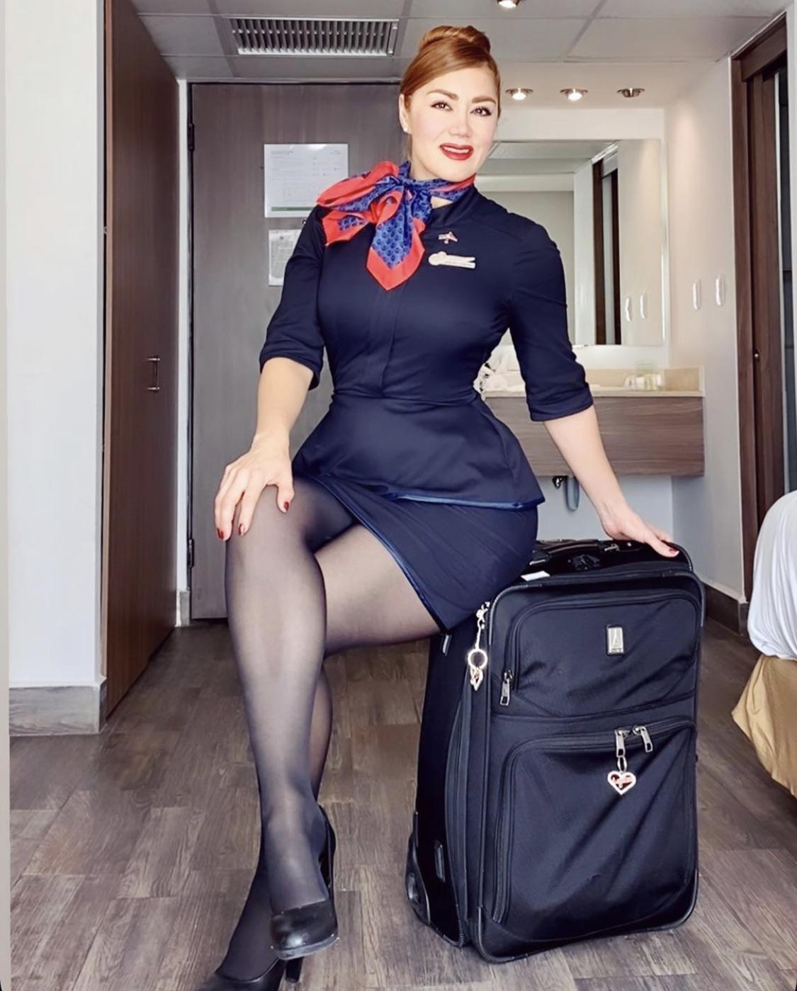 Time to fly the friendly skies ... | Scrolller