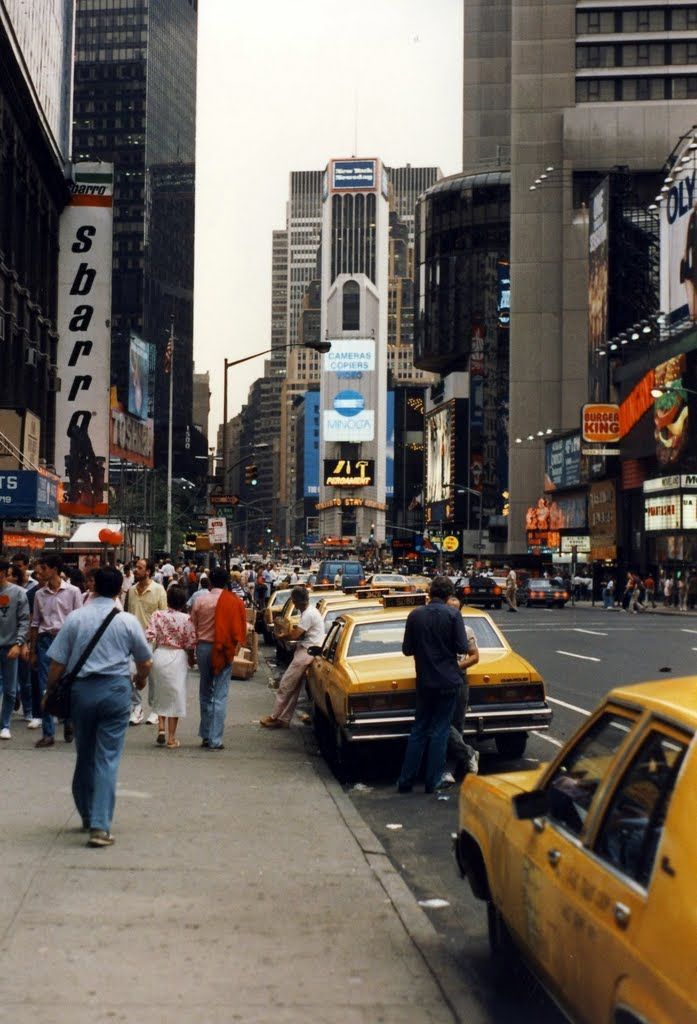 Times Square (NYC), 1988 | Scrolller