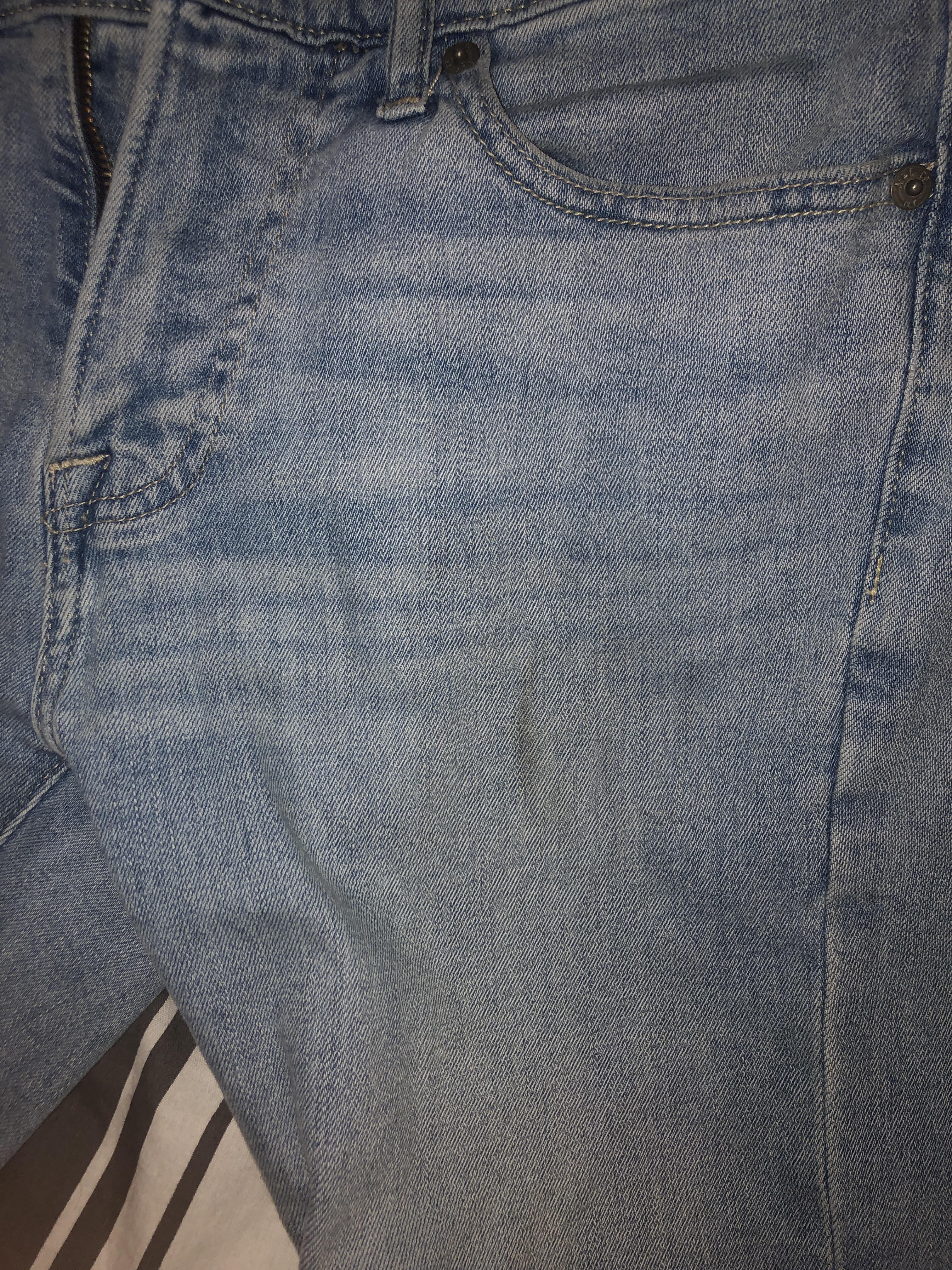 Tips to remove stains please | Scrolller