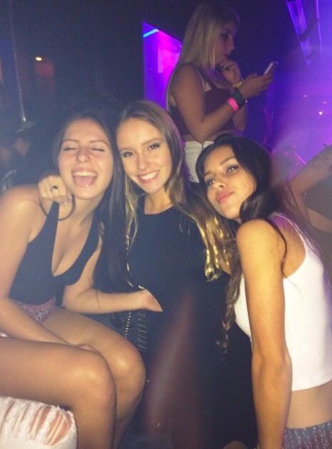 Tipsy girls | Scrolller