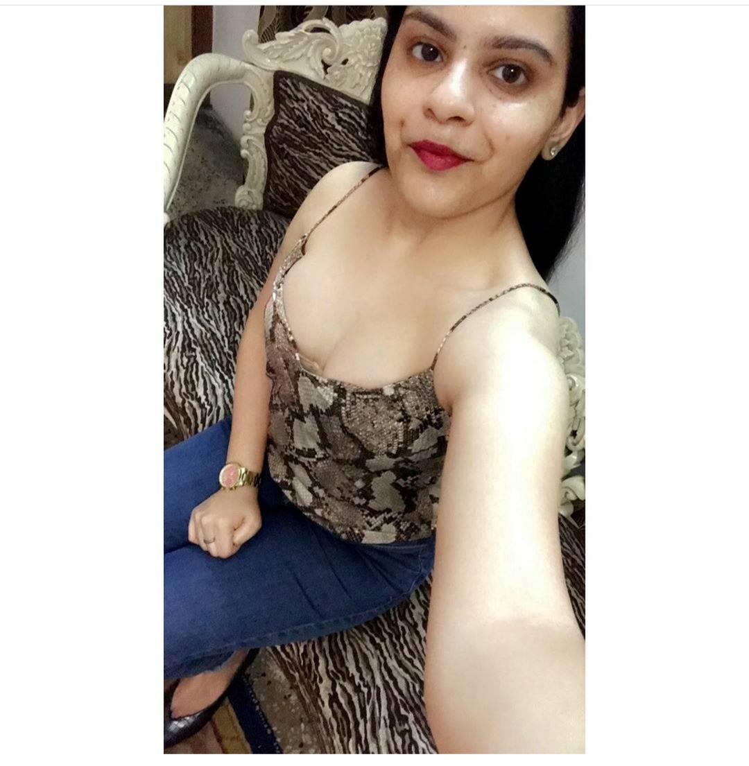 Tits falling out | Scrolller