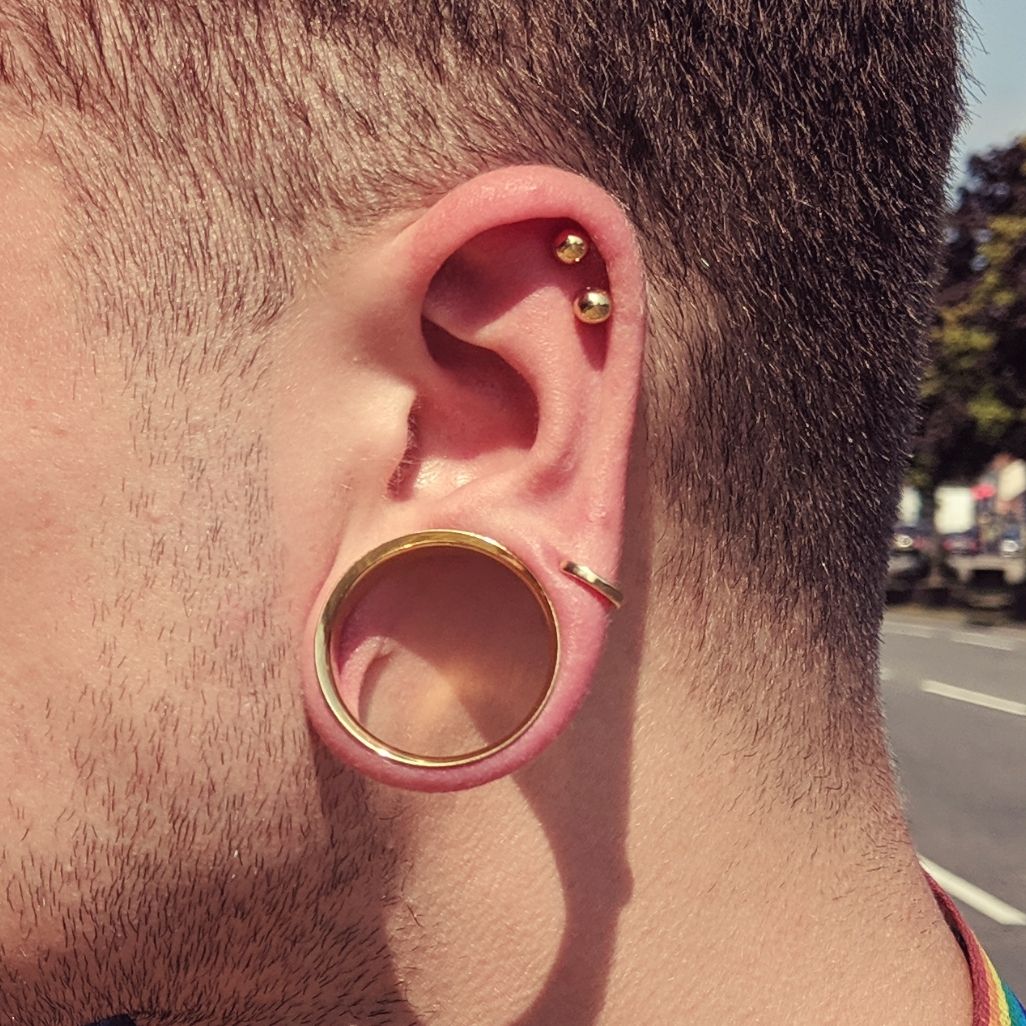 Today's set up! All gold everything | Scrolller