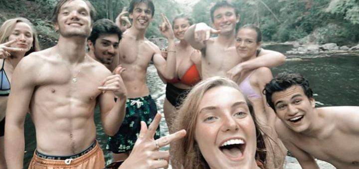 Too busty to hide | Scrolller