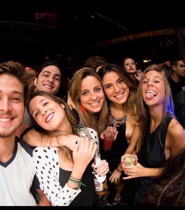 Too drunk to notice. | Scrolller