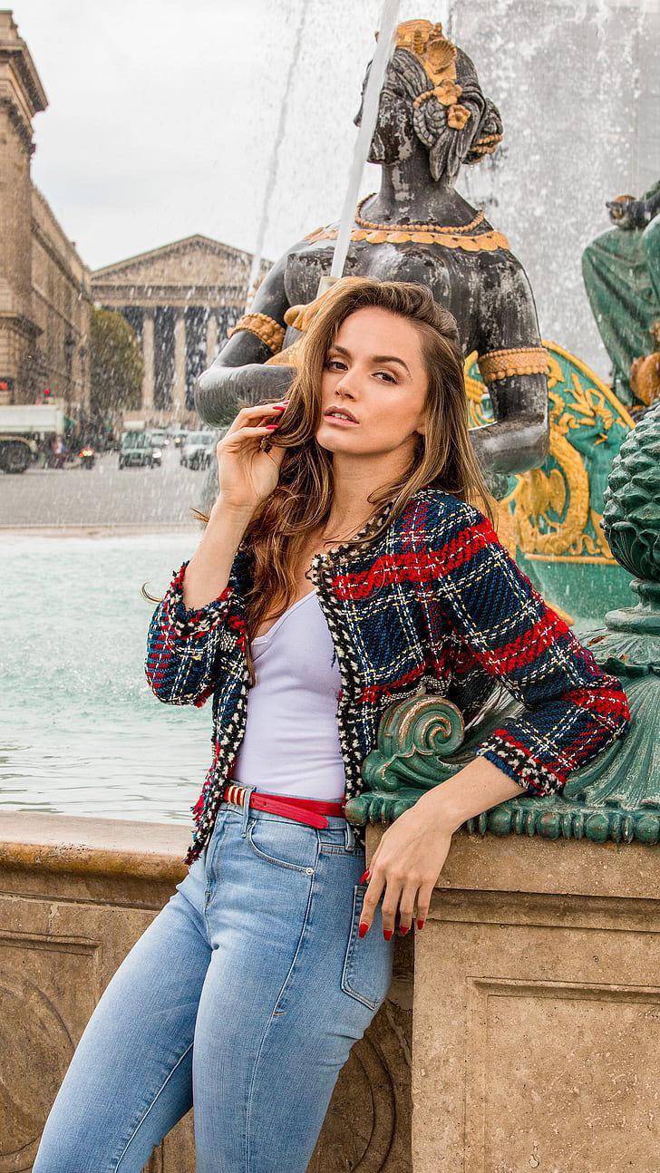 Tori Black | Scrolller