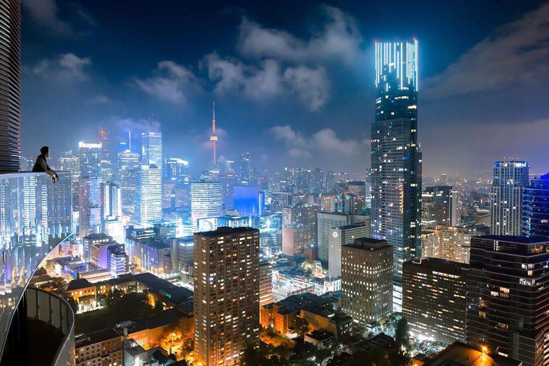 Toronto’s Late Night City Lights | Scrolller