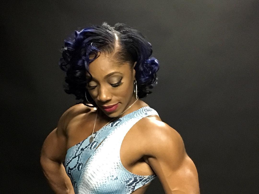 Towanda Smith | Scrolller