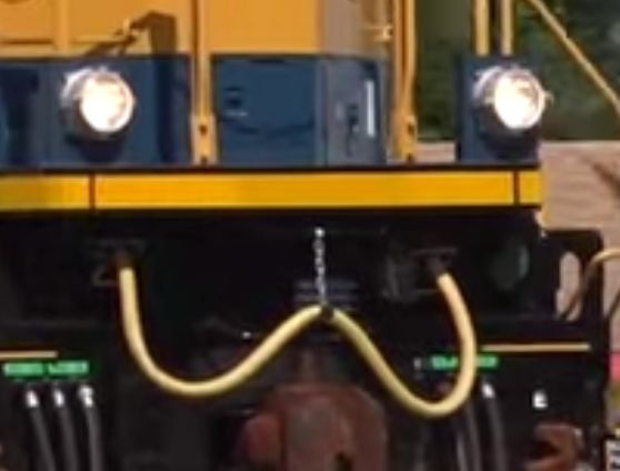 train_irl | Scrolller