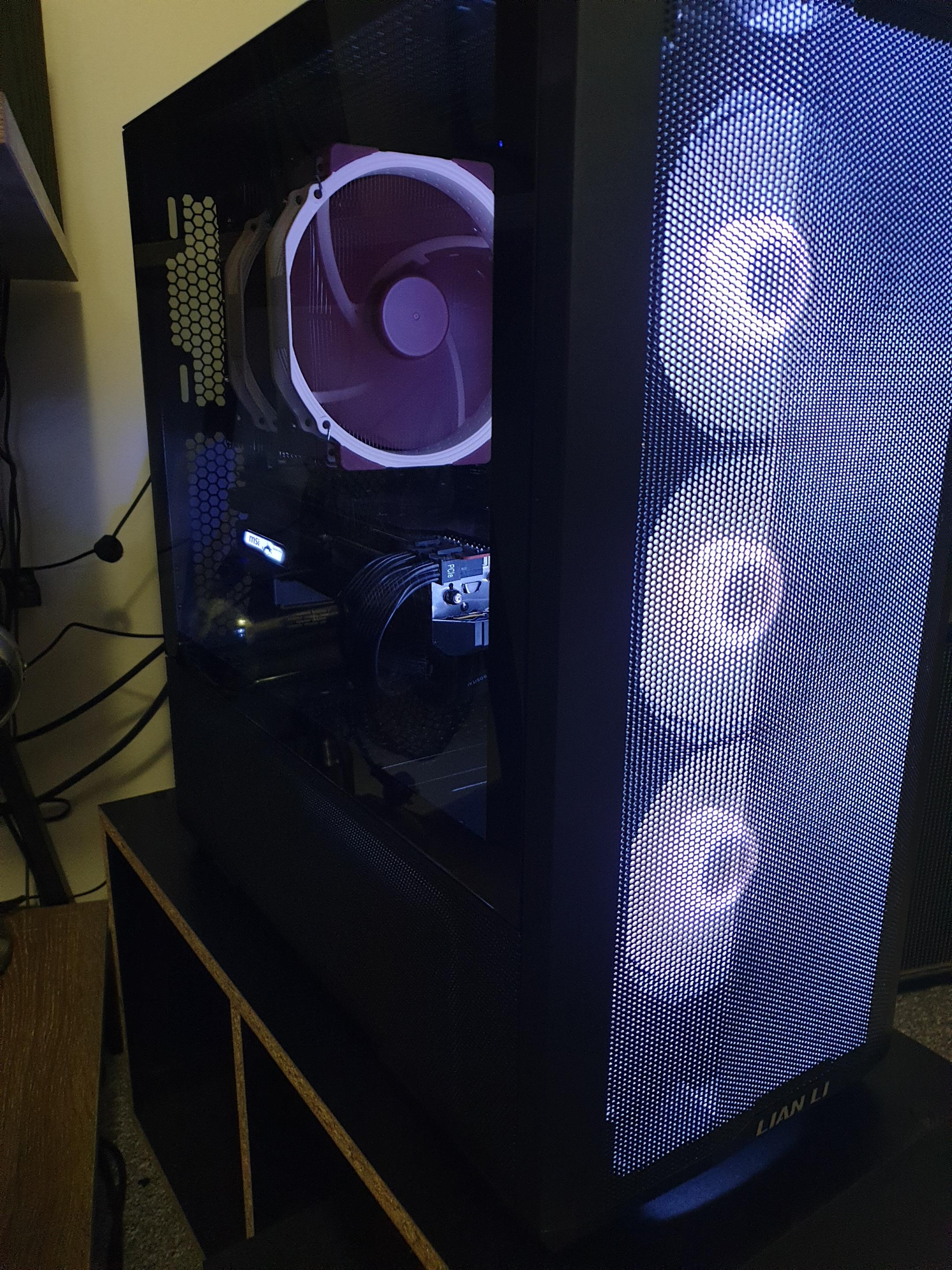 Transferred PC into Lancool ii Mesh RGB | Scrolller