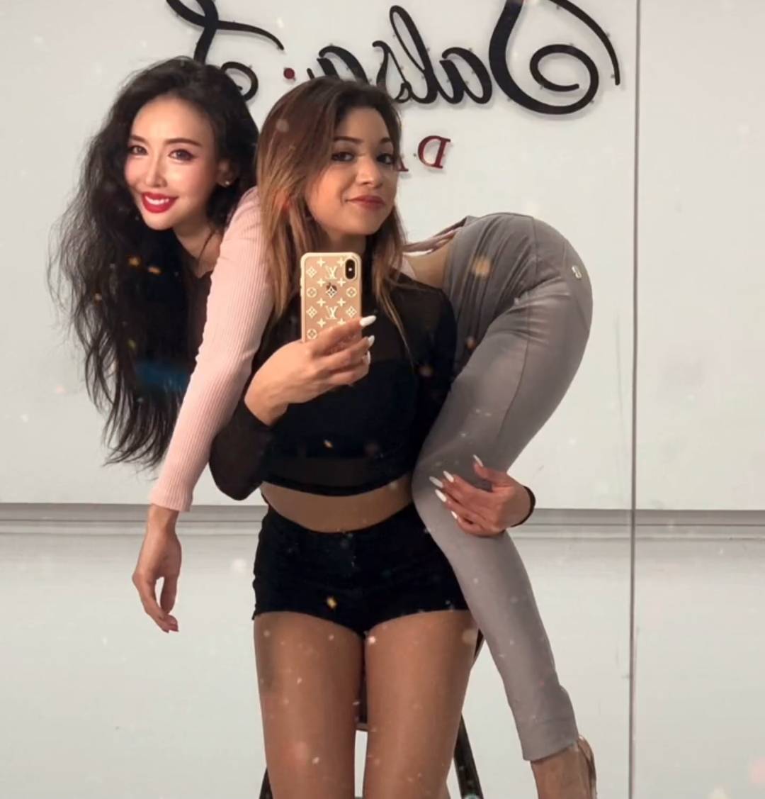 trend#liftandcarry Asian girl carried by a latin | Scrolller