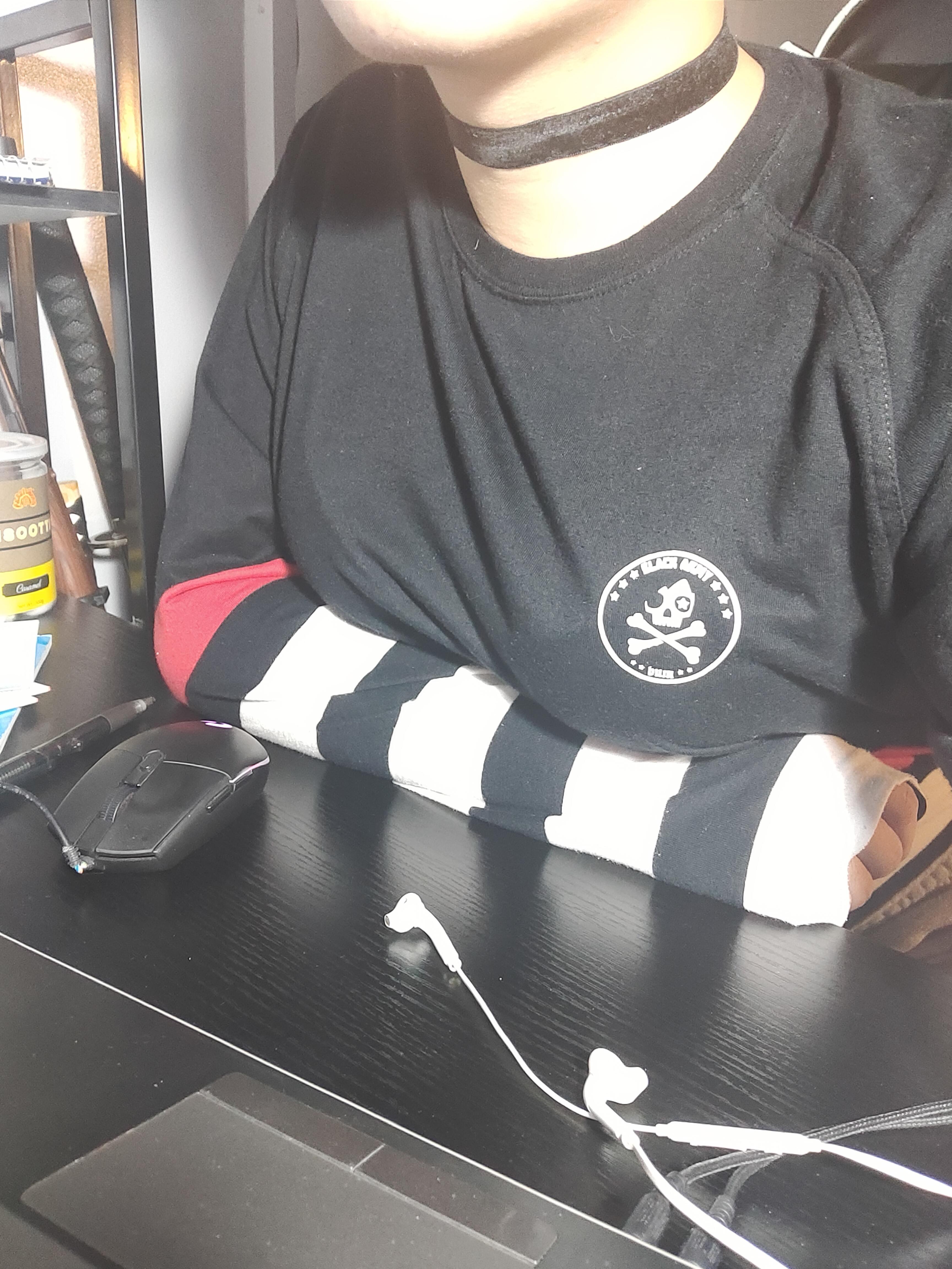 Tried using a push-up bra for the first time😊 UwU | Scrolller