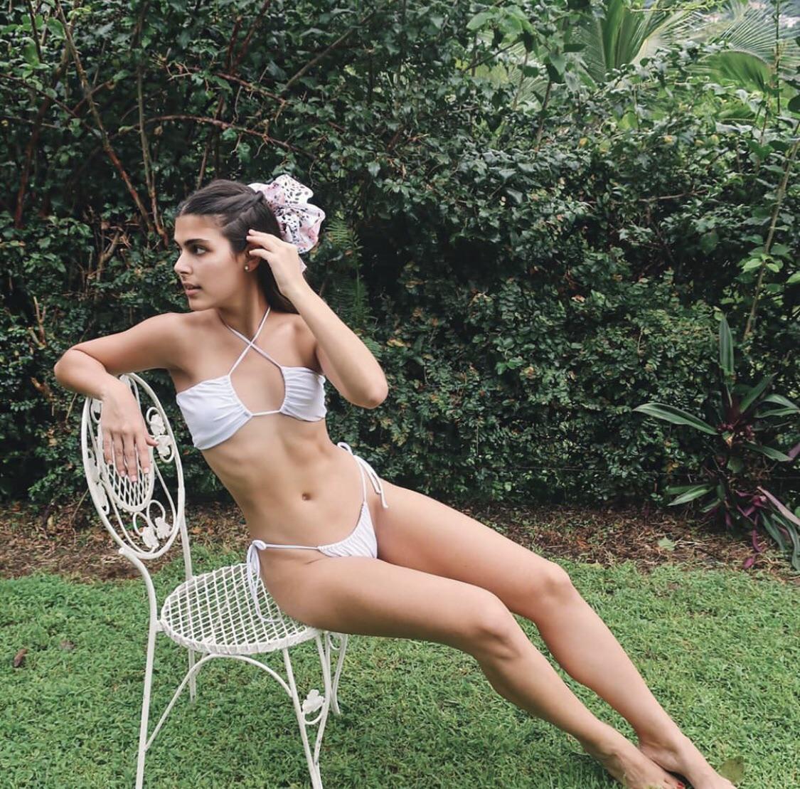 Tropical garden | Scrolller