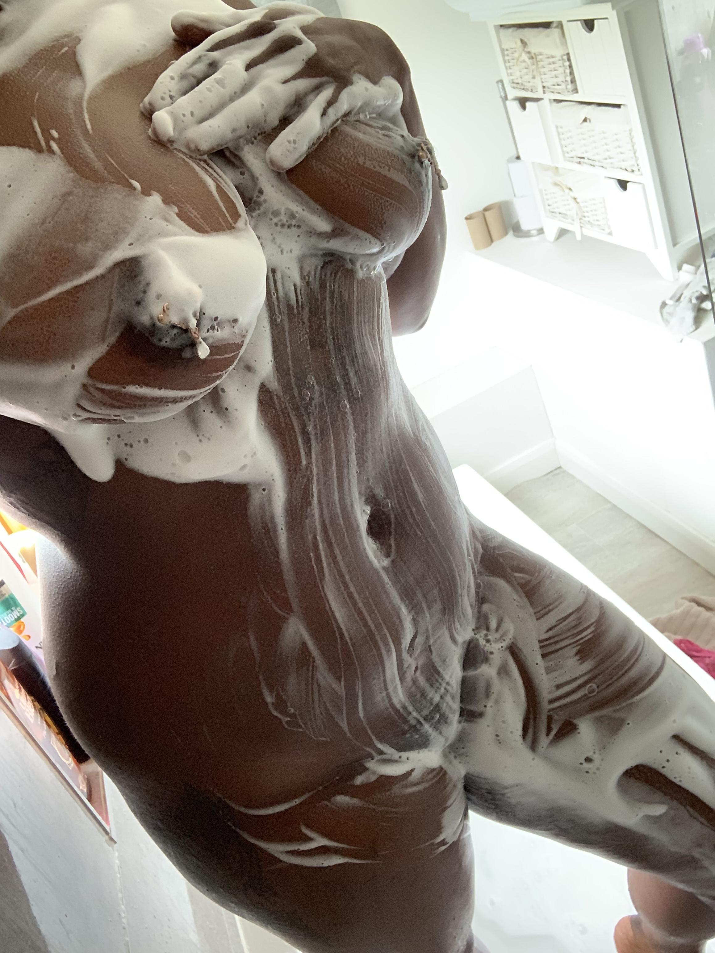 Trying to cool down in this heatwave | Scrolller