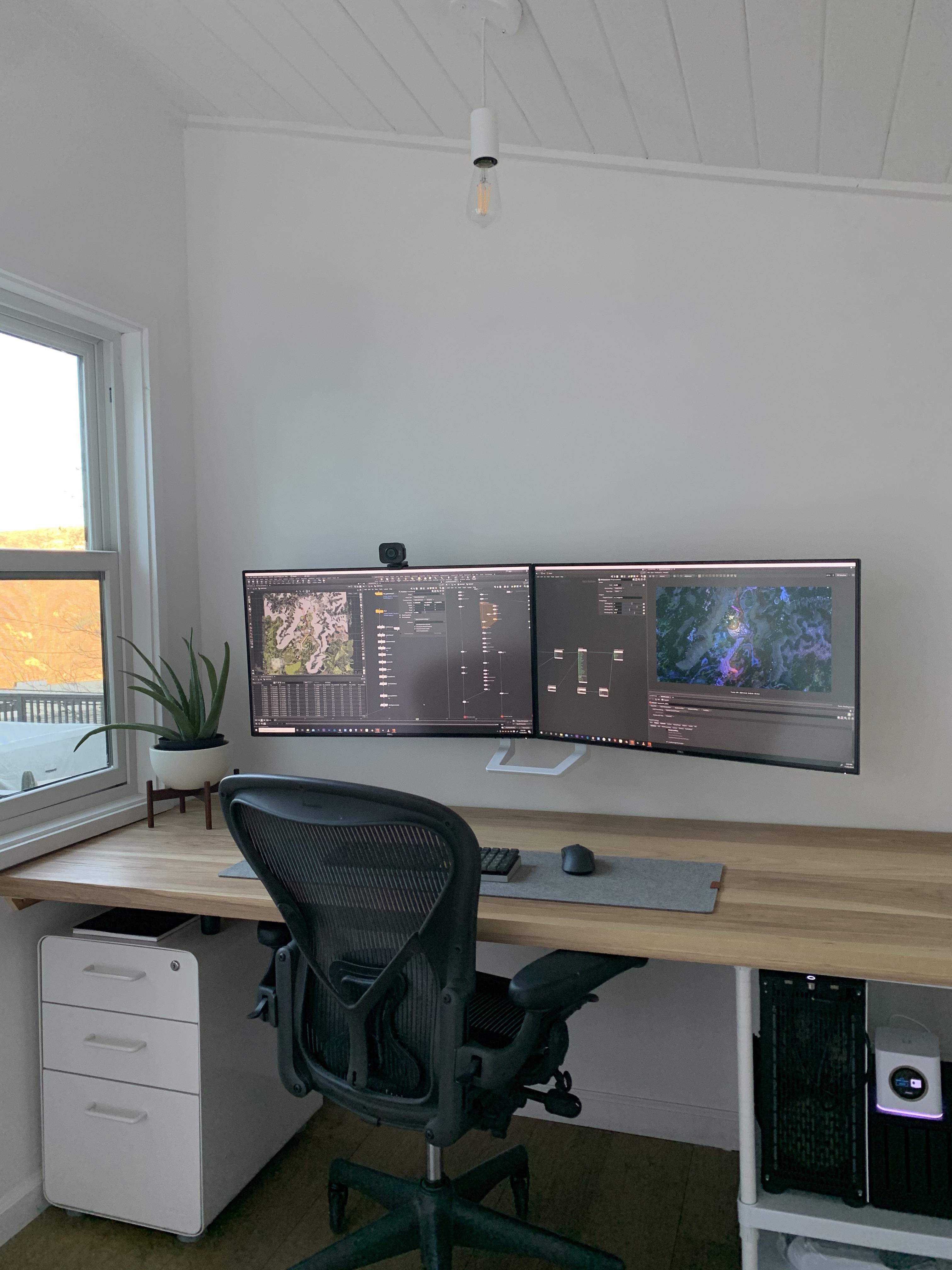 Tuff Shed battlestation | Scrolller
