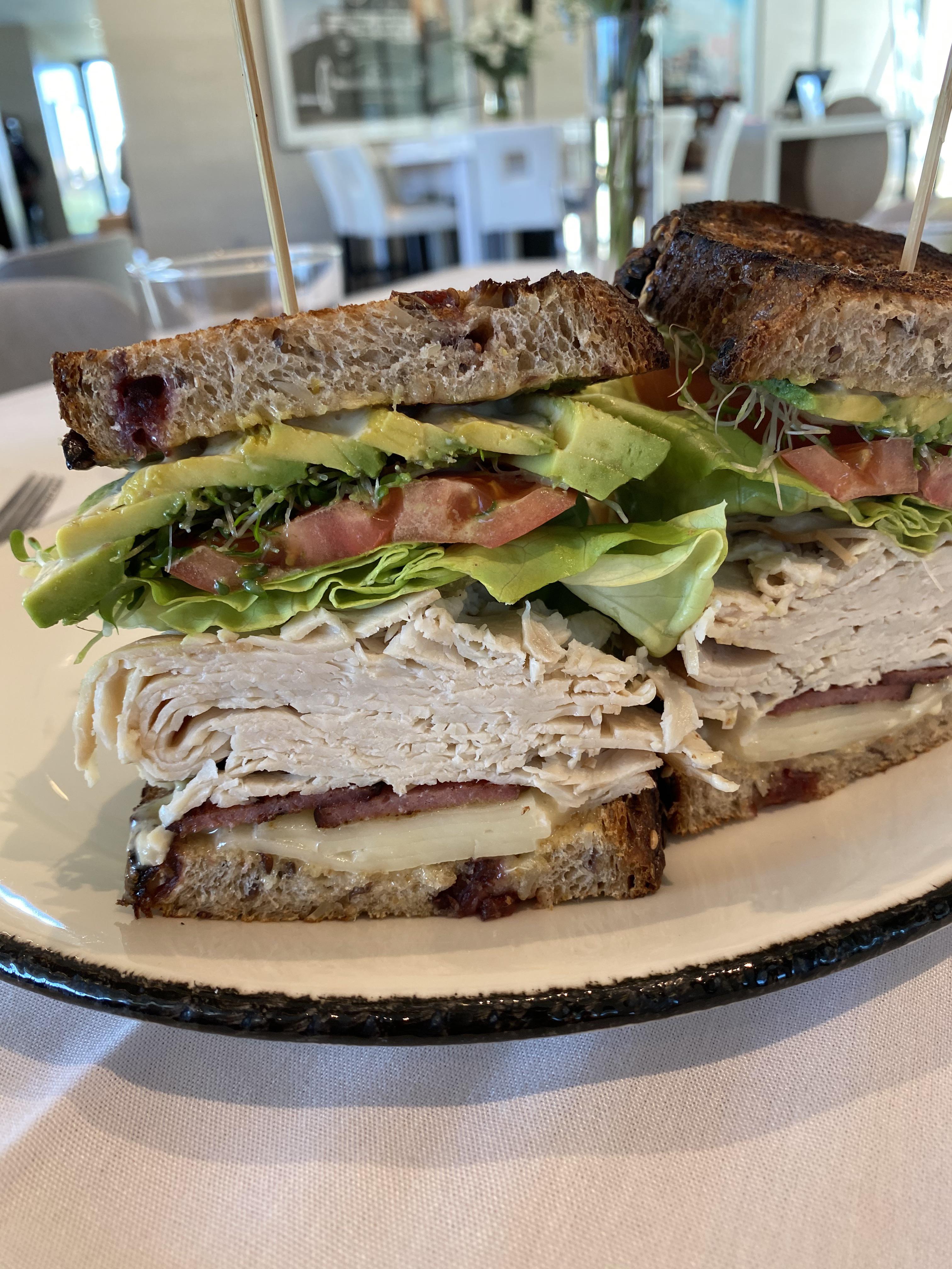 Turkey Club | Scrolller