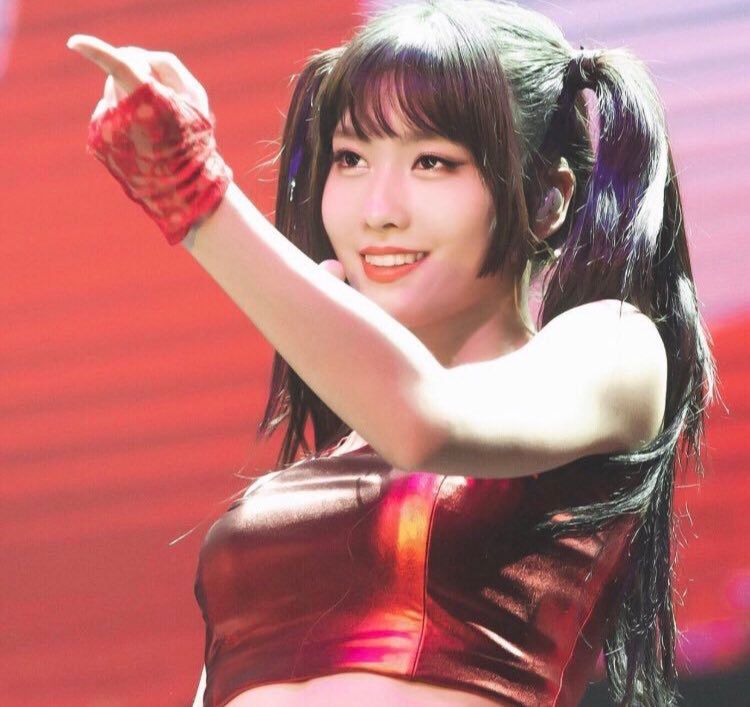 TWICE Hirai Momo | Scrolller