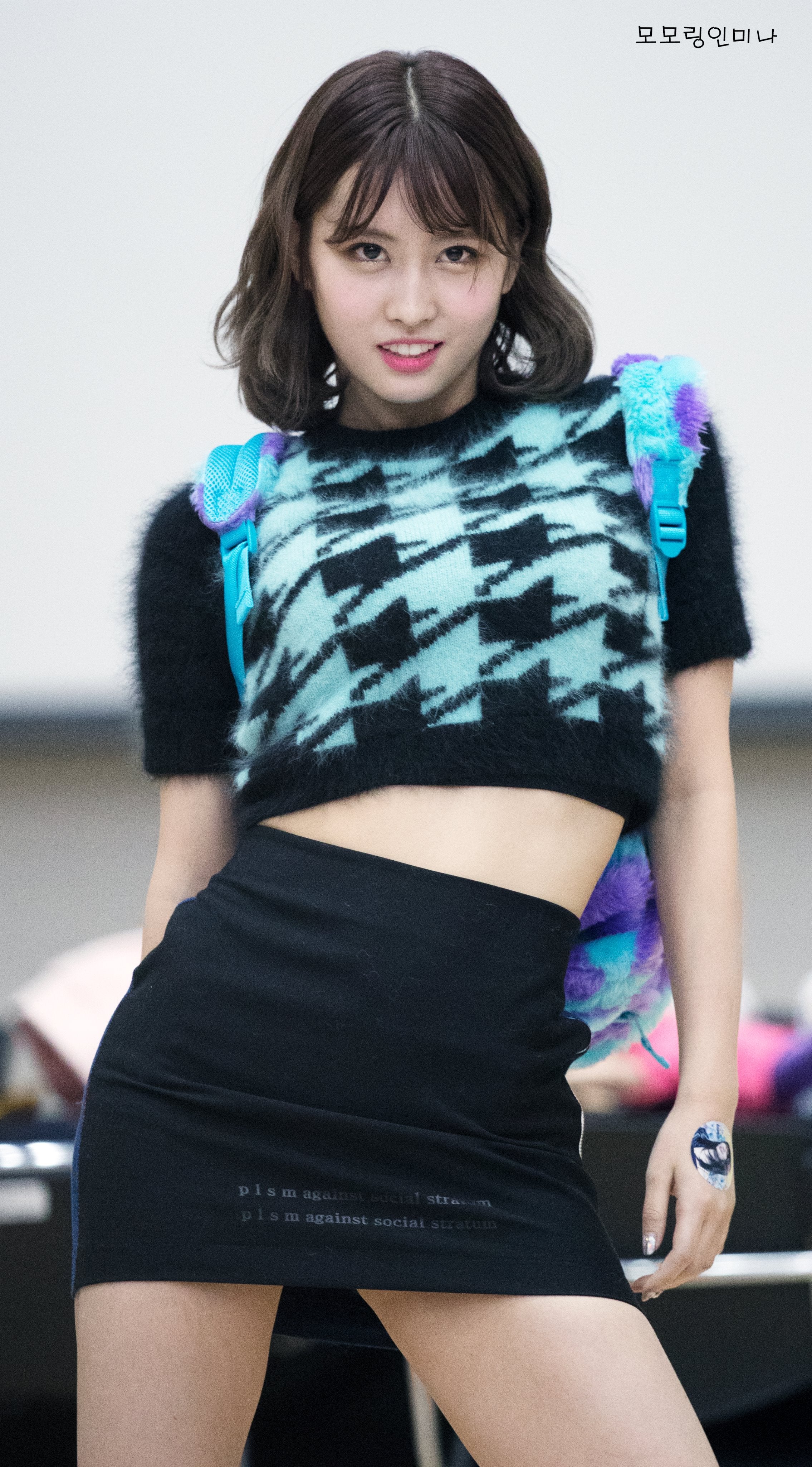 TWICE - Momo | Scrolller