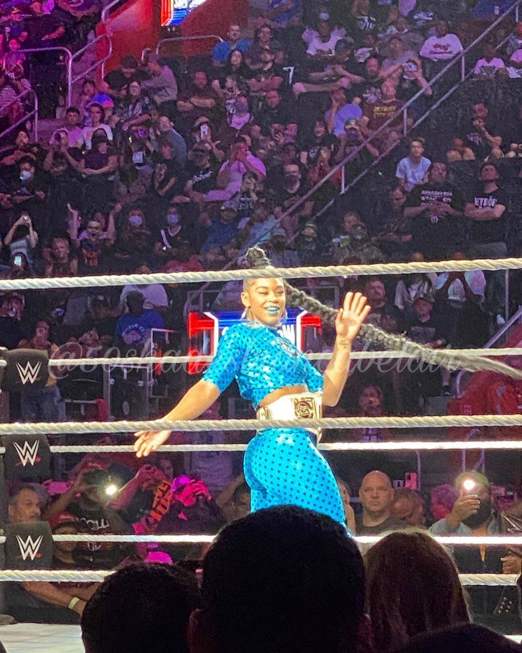 TWIST 💙 | Scrolller