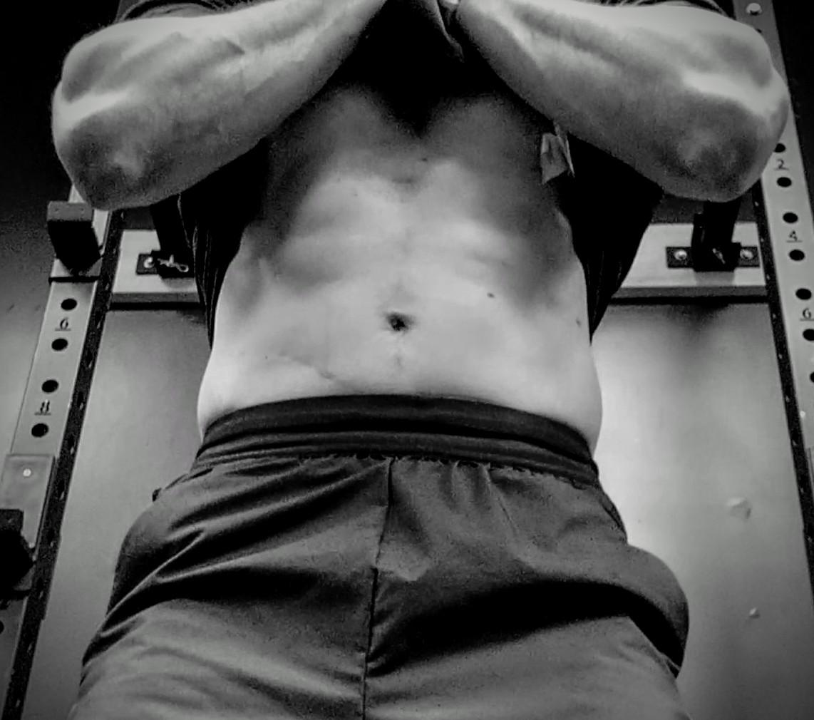 Two arms, one core | Scrolller