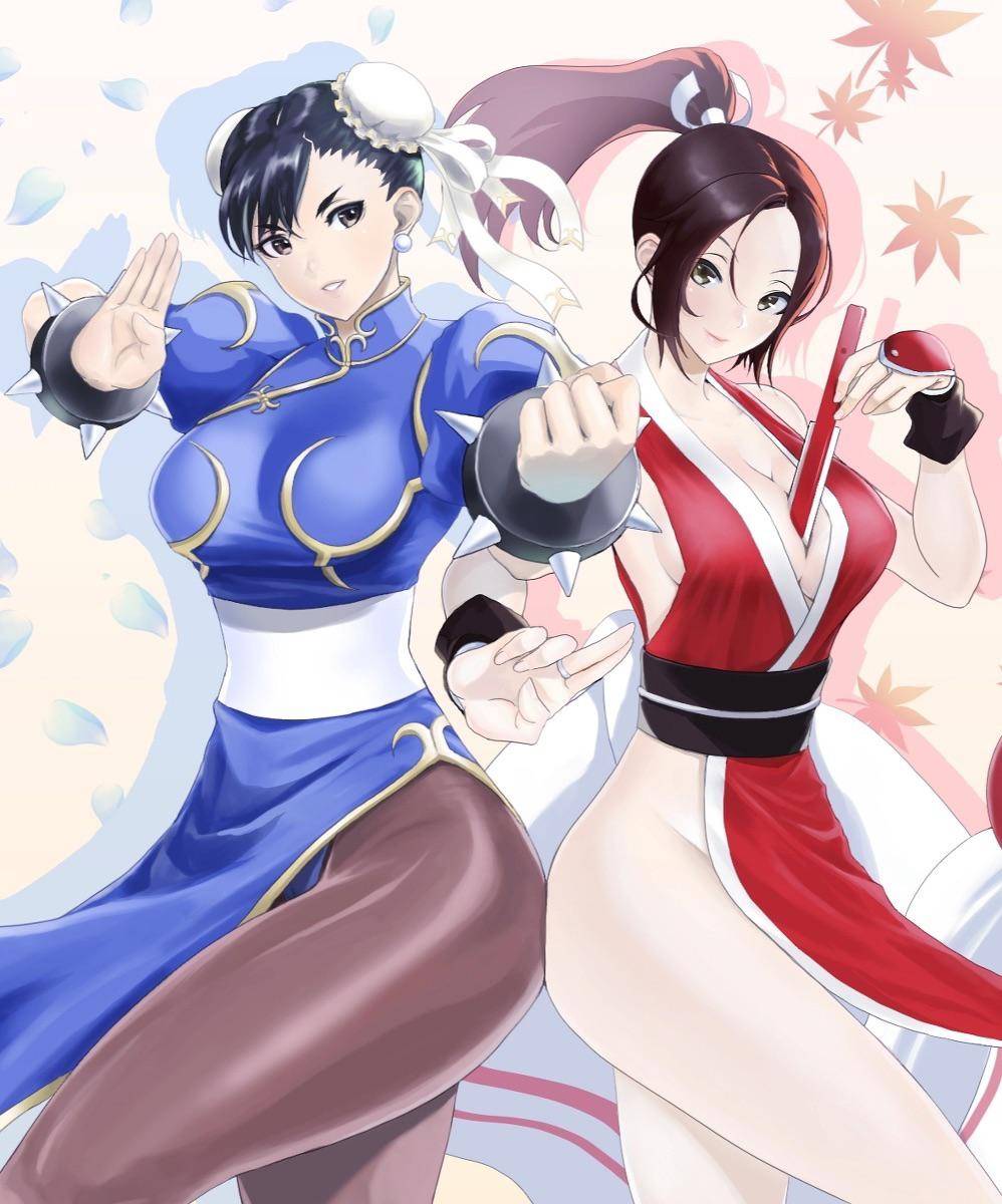 Two fighting game queens: Chun-Li and Mai Shiranui | Scrolller