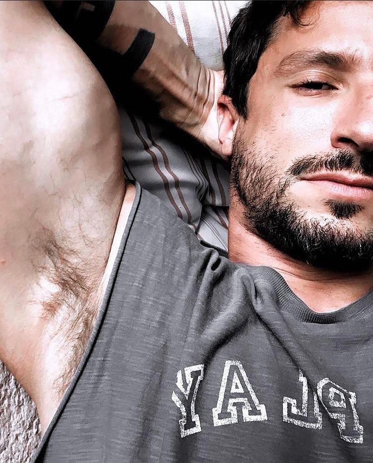 Uncle’s Hairy Pit | Scrolller