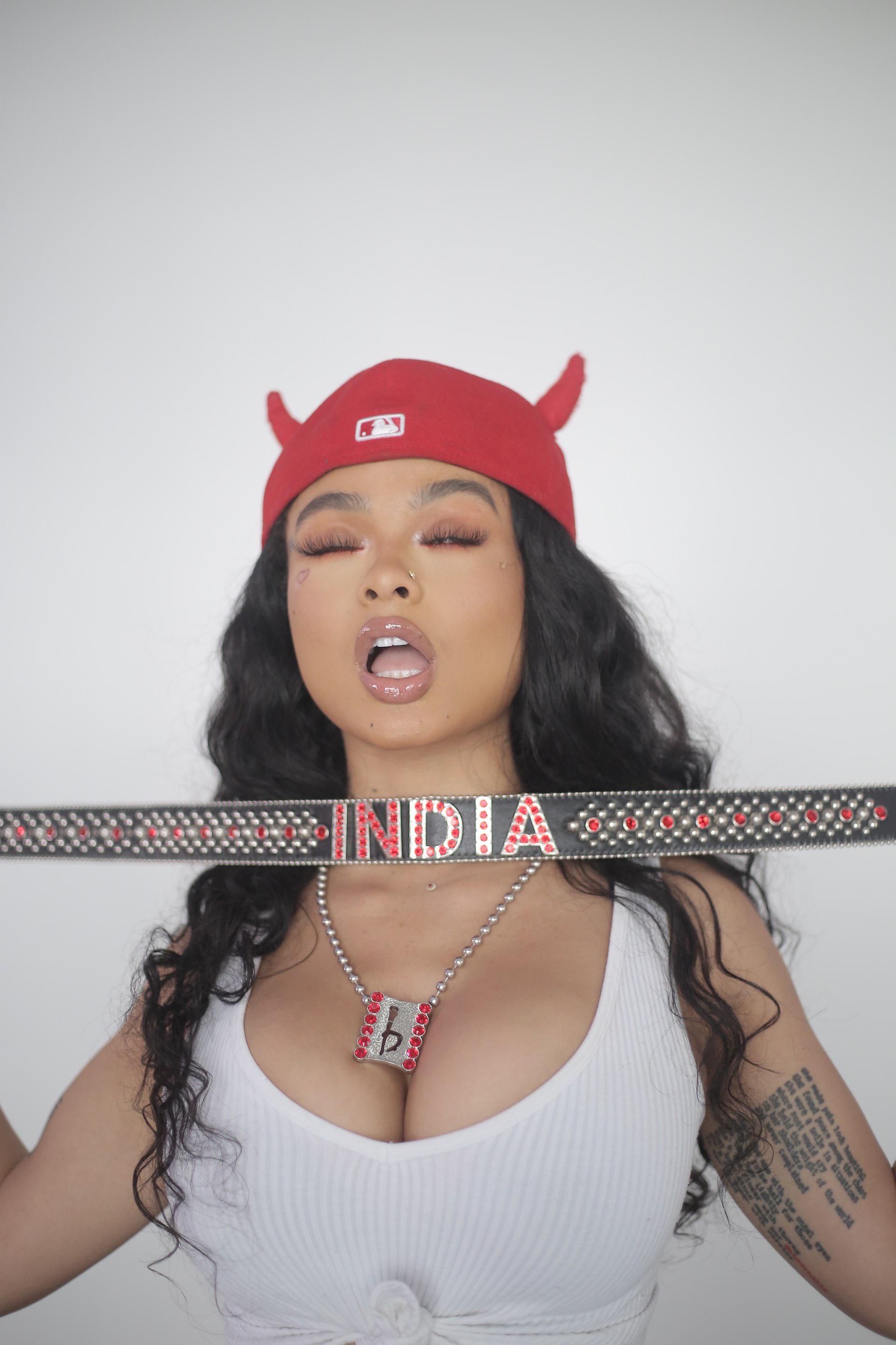 𝓜𝓪𝓶𝓲💦 | Scrolller