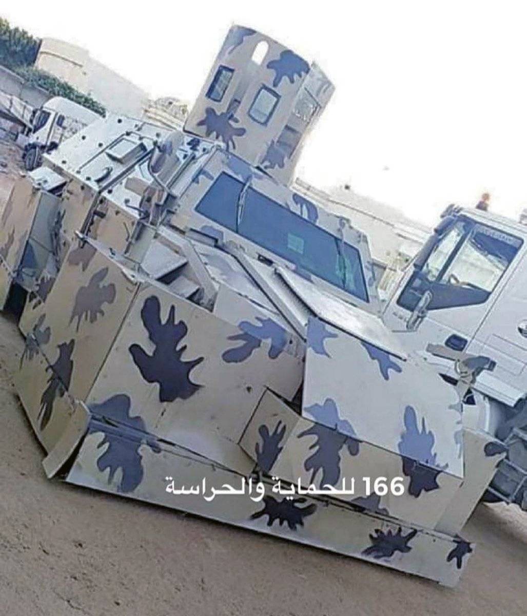 Up-armoured Emirati-made Nimr II armoured personnel carrier with gun turret, in service with LNA ...