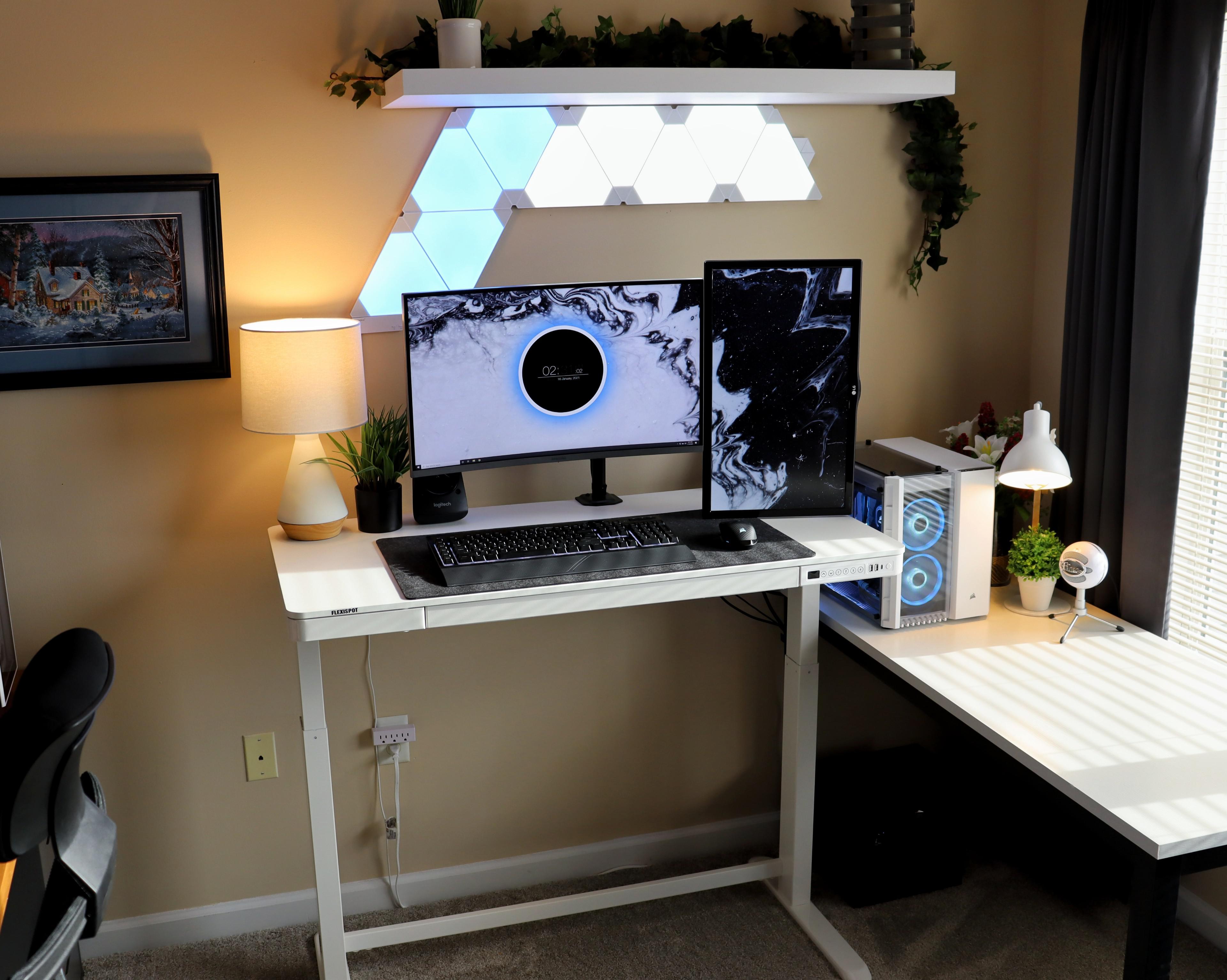 Upgraded my WFH/gaming setup with a new desk from FlexiSpot! | Scrolller
