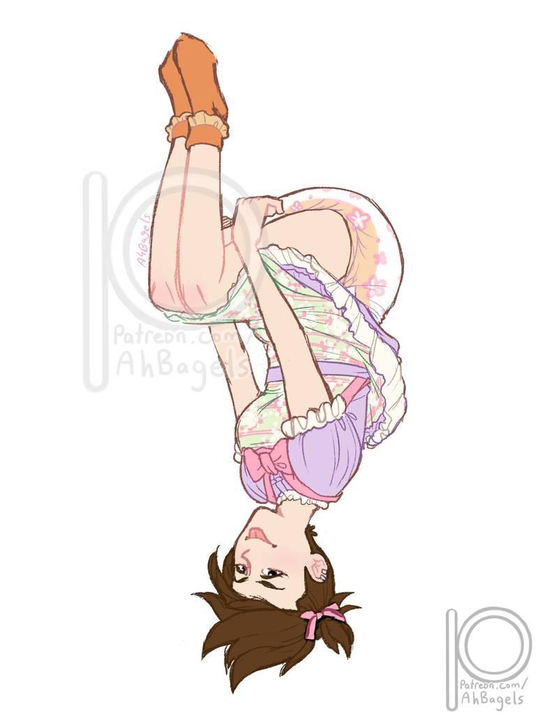 Upside down Tracer | Scrolller