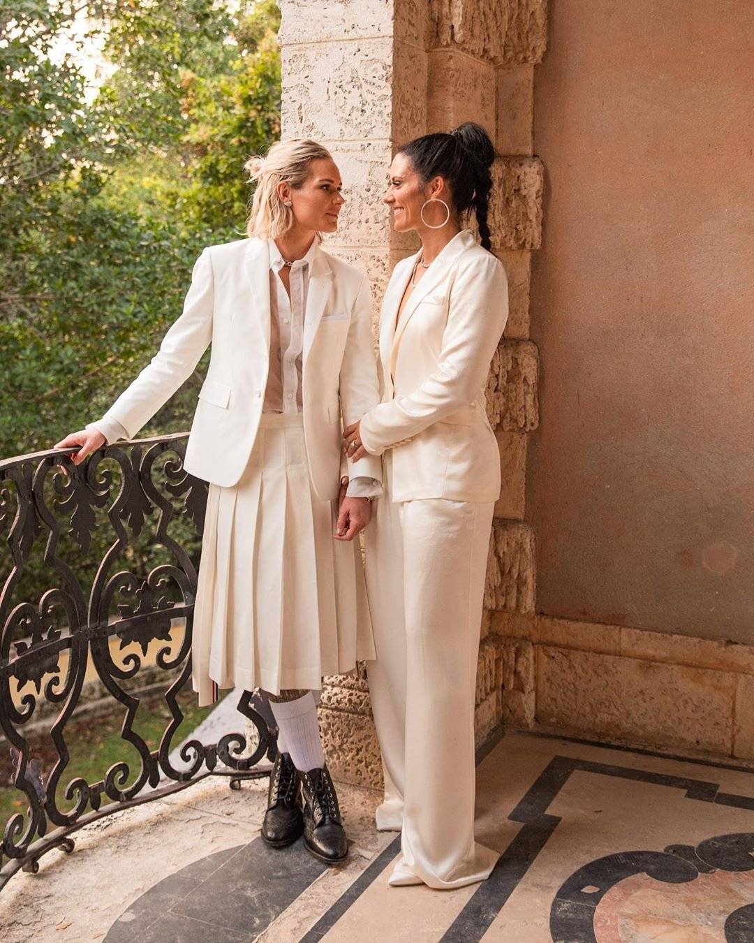 USWNT Soccer Champs Ashlyn Harris and Ali Krieger Are Officially Married | Scrolller