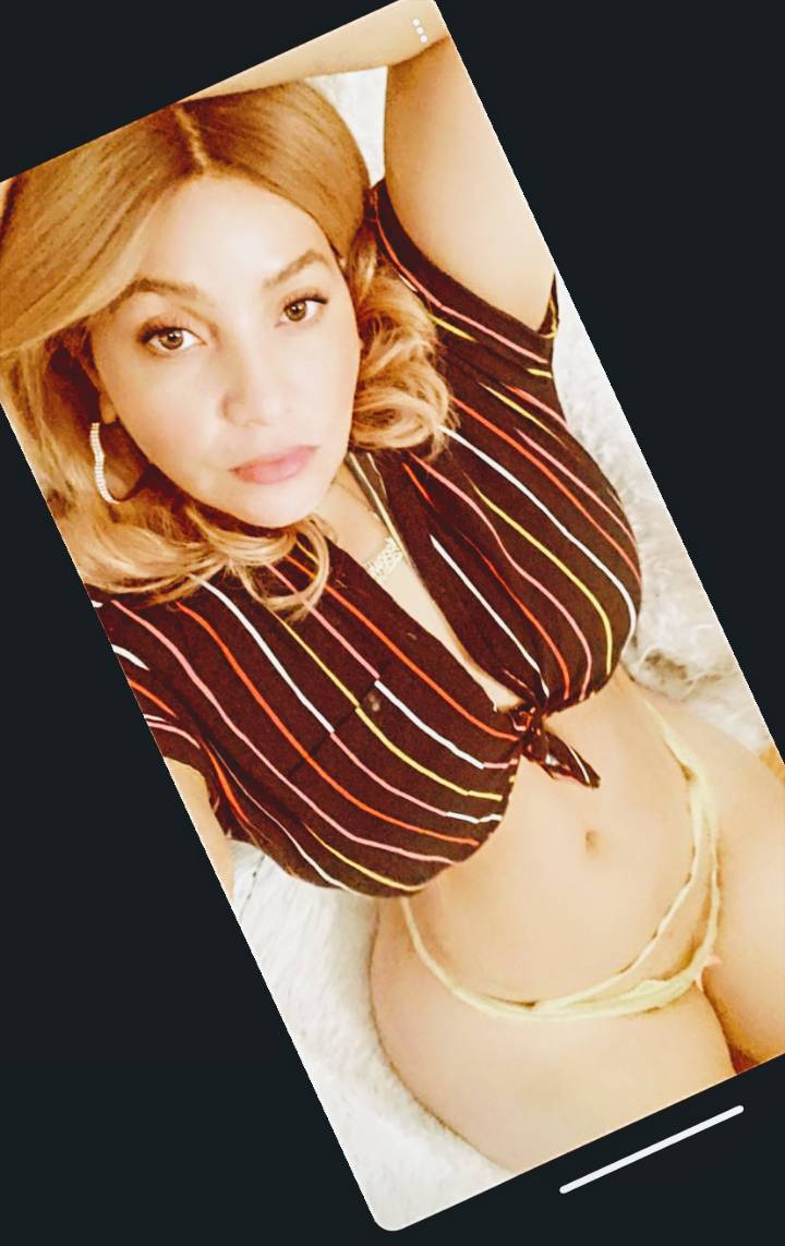 Van3ssa09 💦💦 | Scrolller