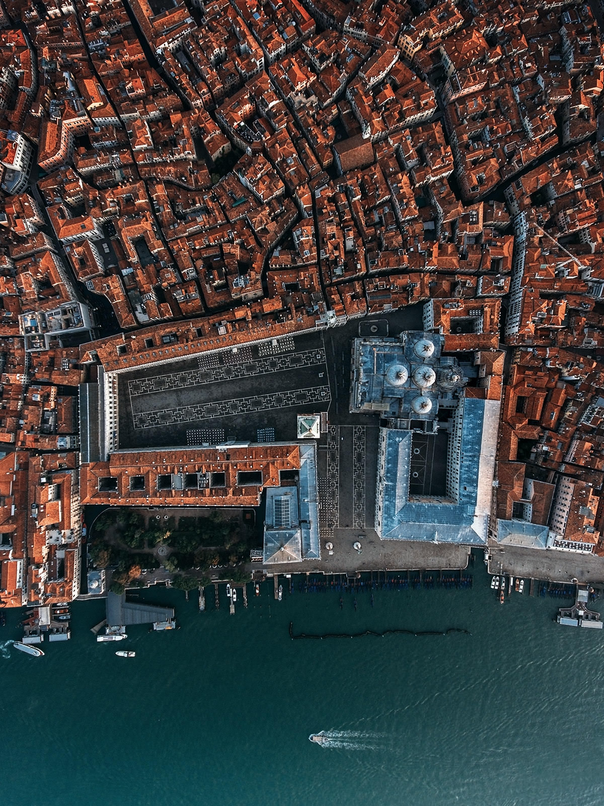 Venice from above [1200 × 1601] | Scrolller