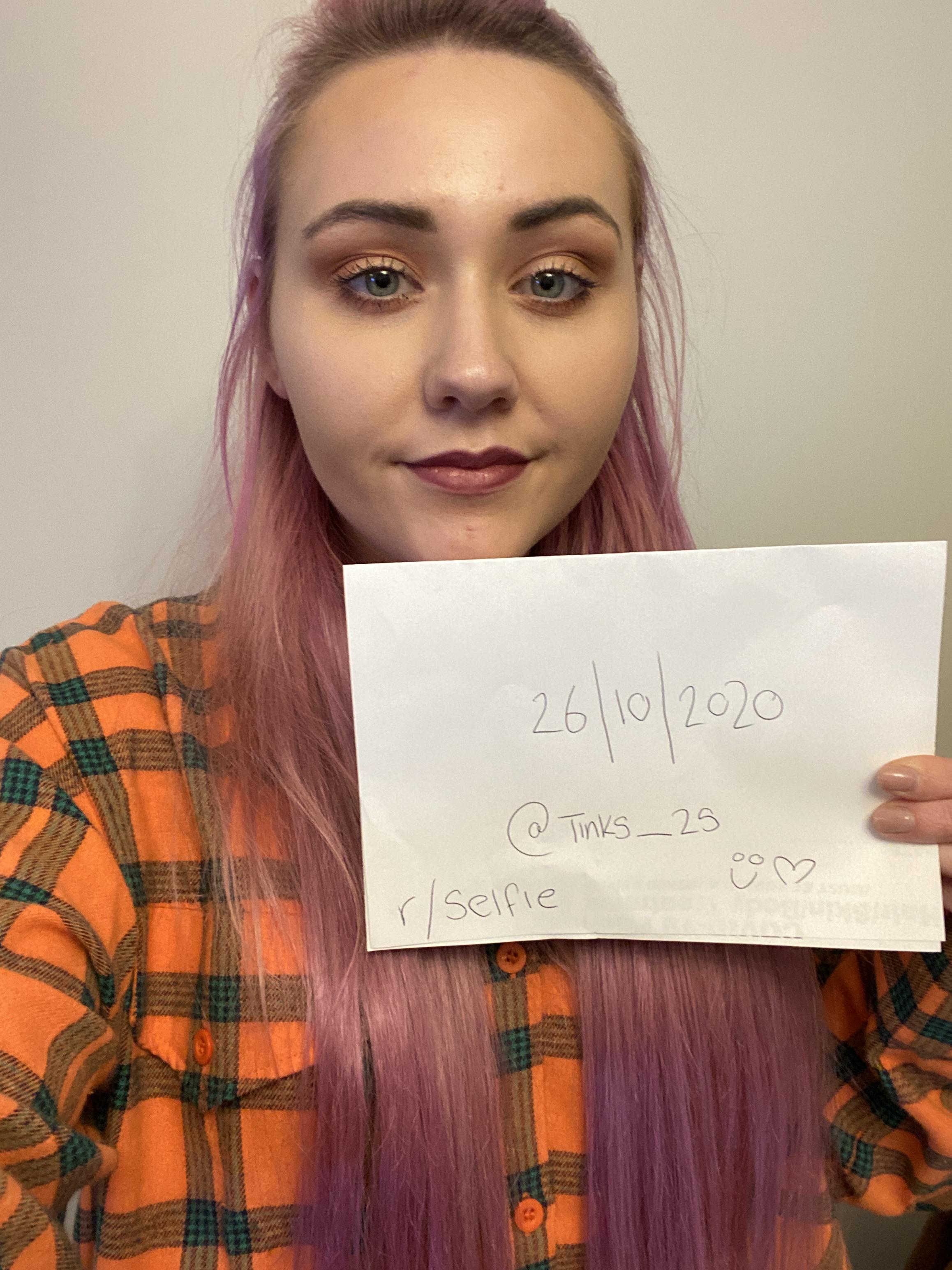 Verification selfie | Scrolller