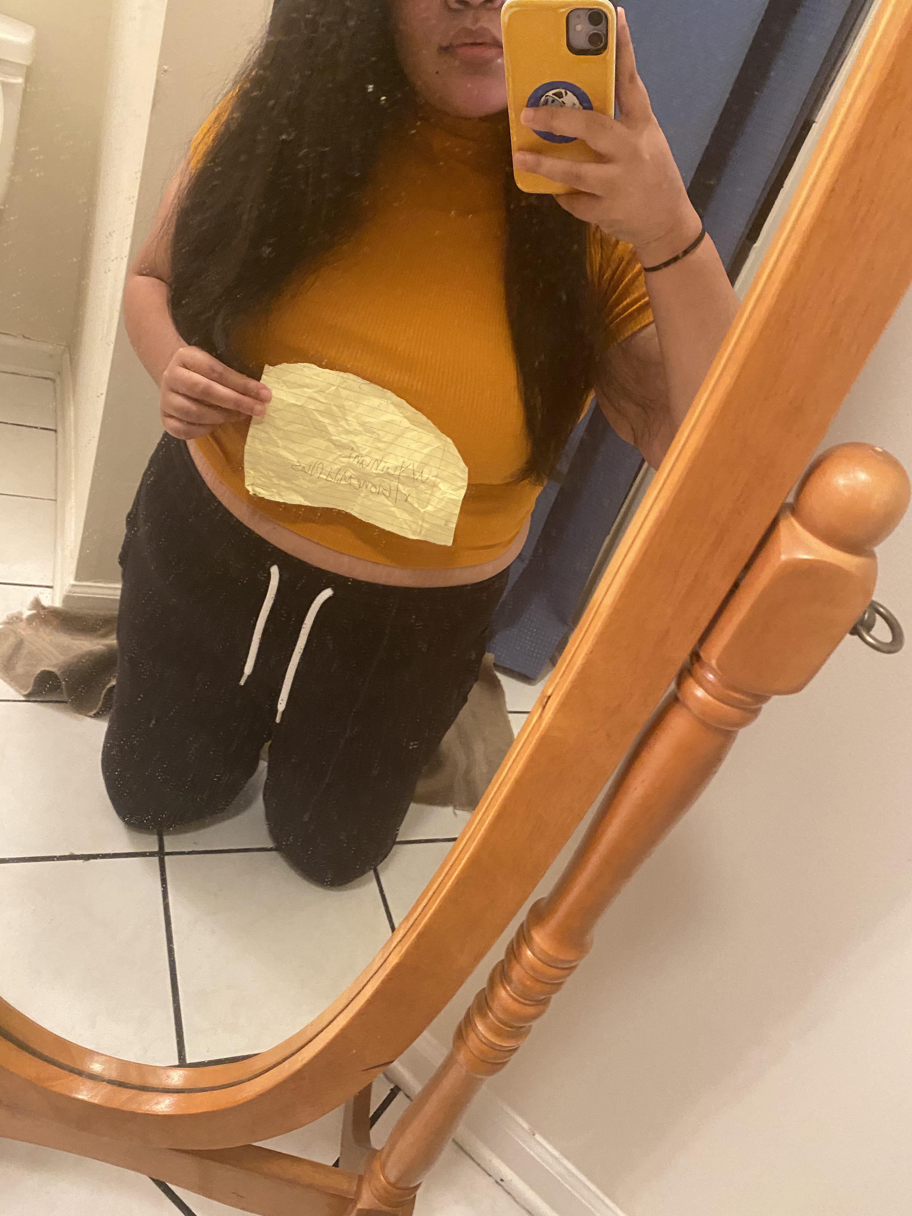 Verify me :3 (sorry for the awkward angle 😅 wanted to do this quick) | Scrolller