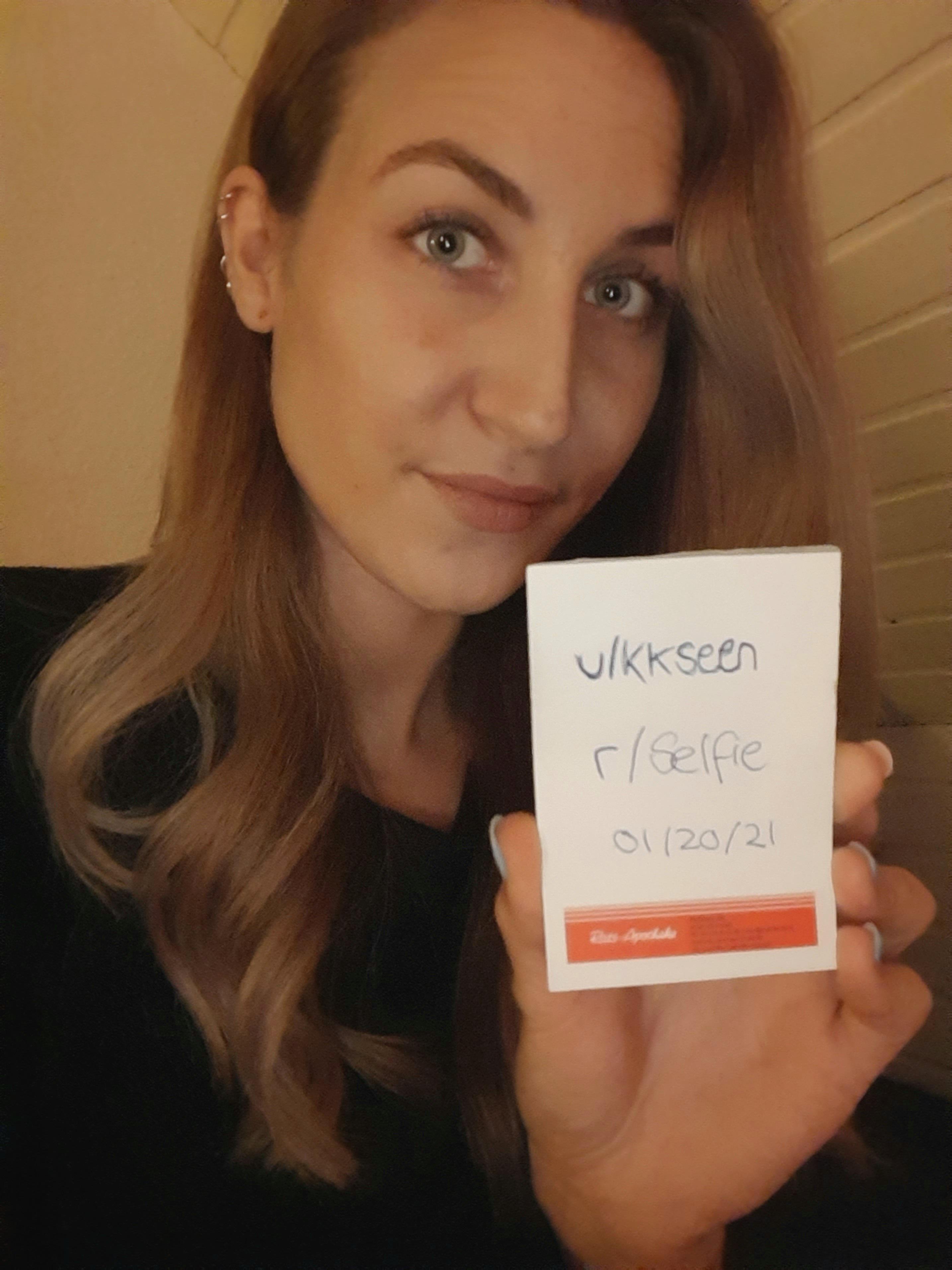 Verify me! | Scrolller