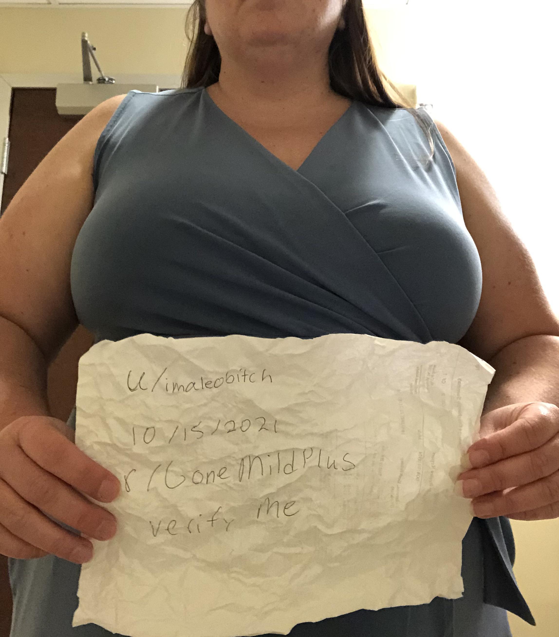 Verify me | Scrolller