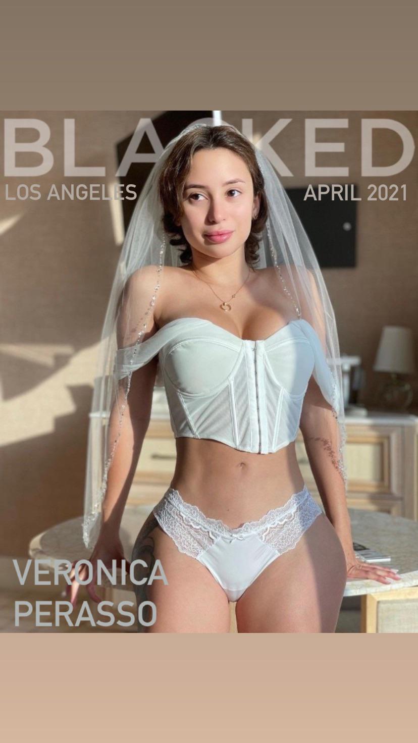 Veronica Perasso | Scrolller