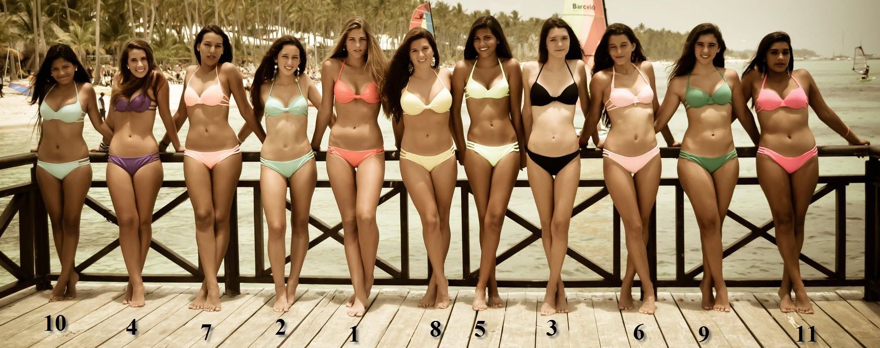 Very attractive group in bikinis | Scrolller